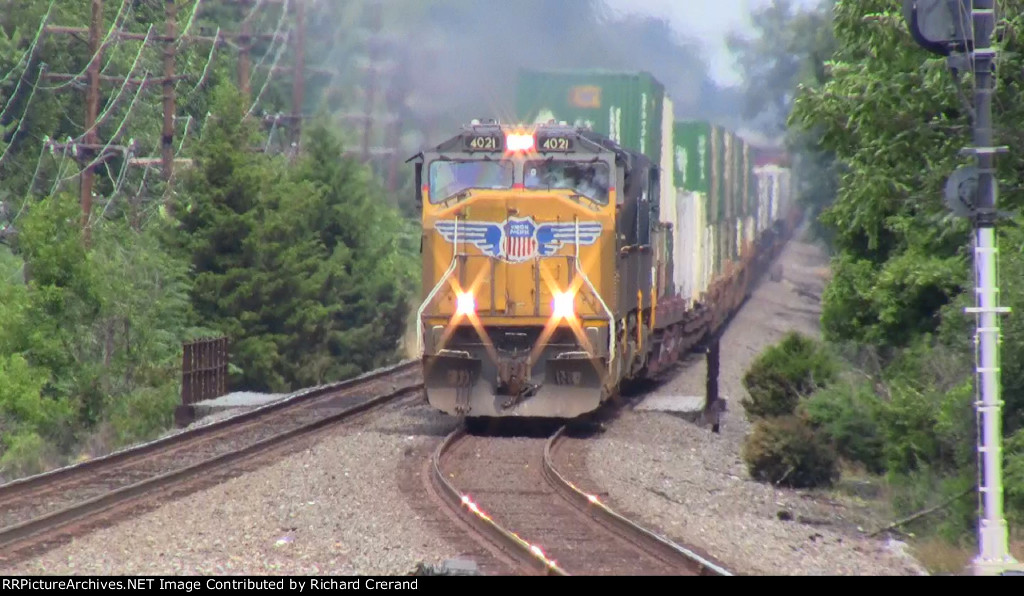 Norfolk Southern 211 Approaching the Station